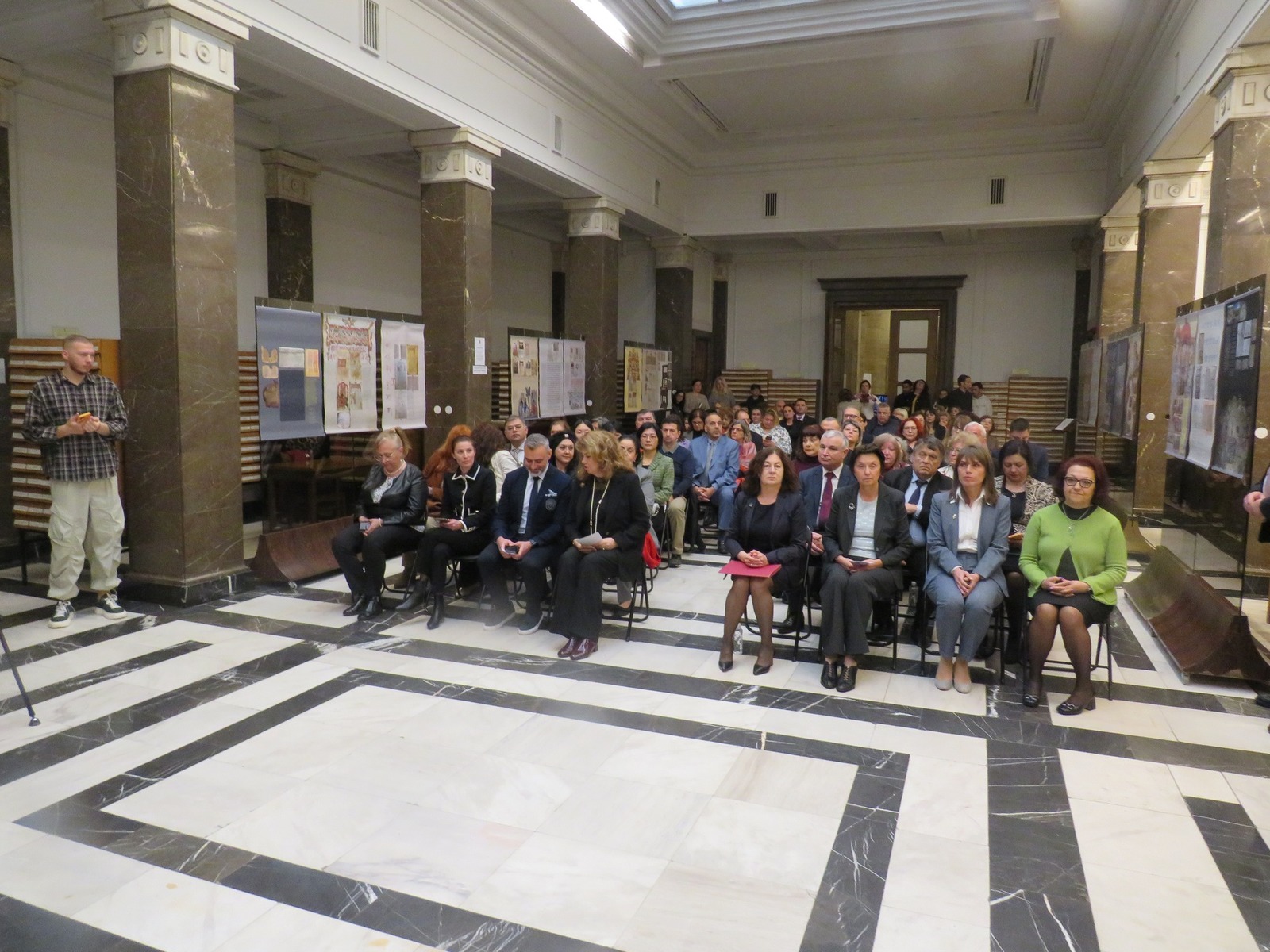 Предстоящи