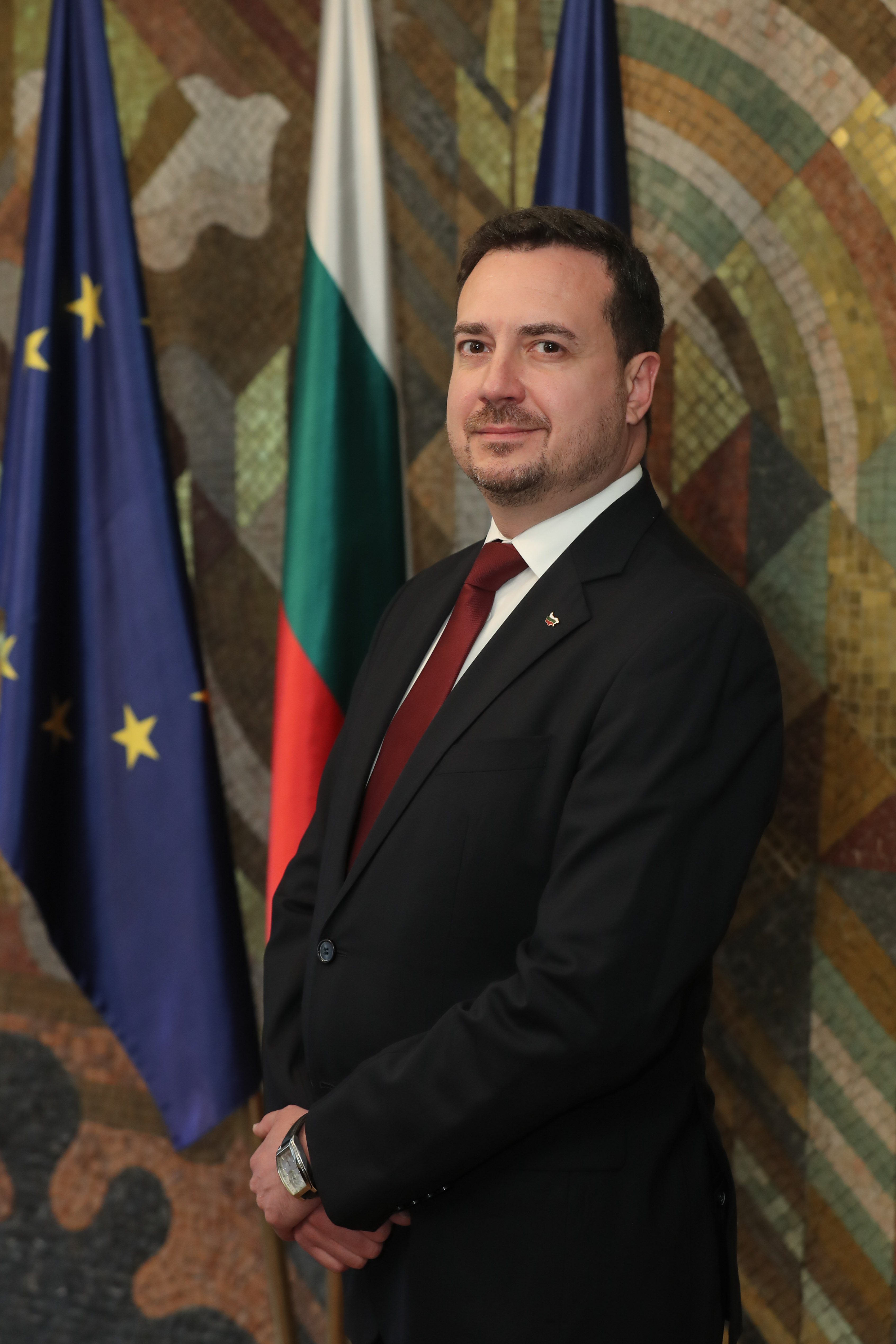 Nikolay Pavlov :: MFA